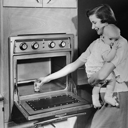 ΑΓΓΙΓΜΑ ΦΥΣΙΚΗΣ...: Σαν σήμερα...1955 ο πρώτος οικιακός φούρνος ...