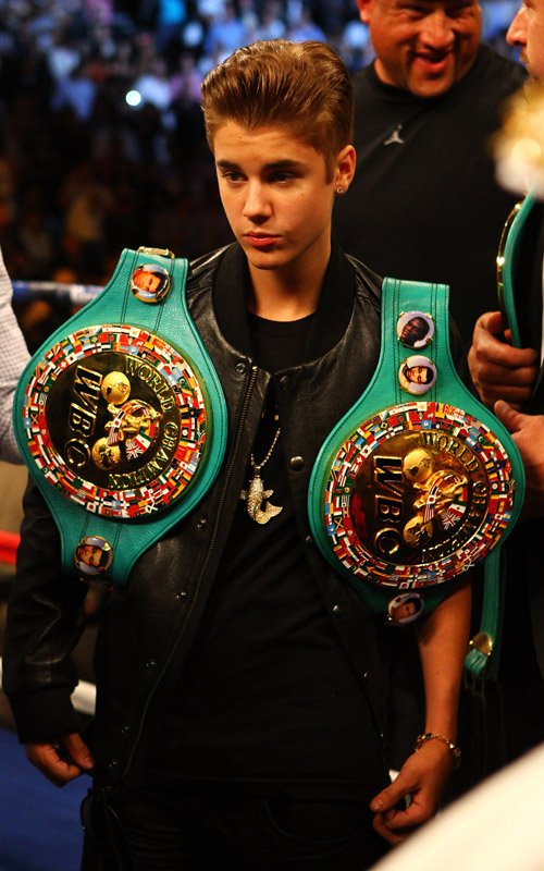 Mundo Fama :D: Justin Bieber: Noche de box en Las Vegas