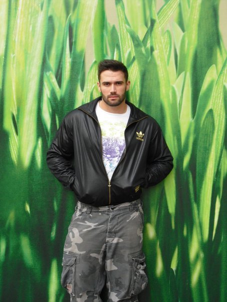 LA PERFECTION FAITE HOMME