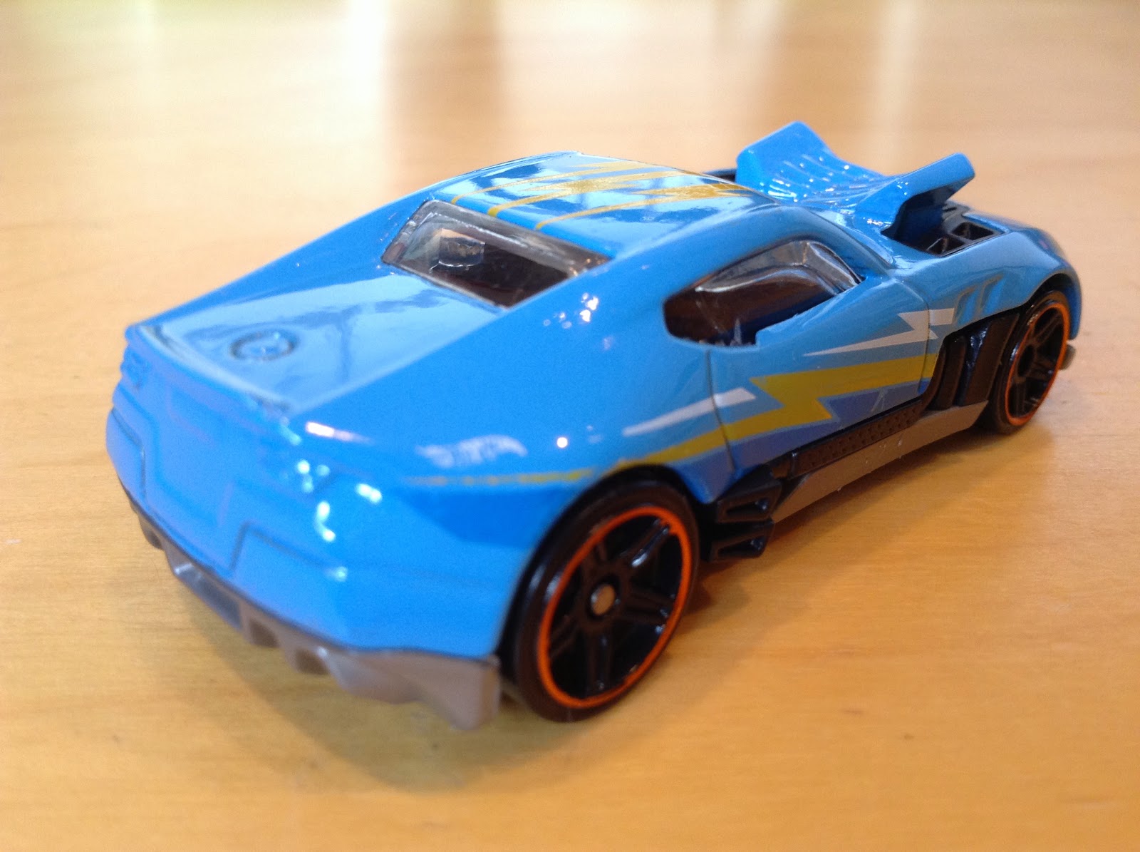 JULIAN'S HOT WHEELS BLOG: Twinduction