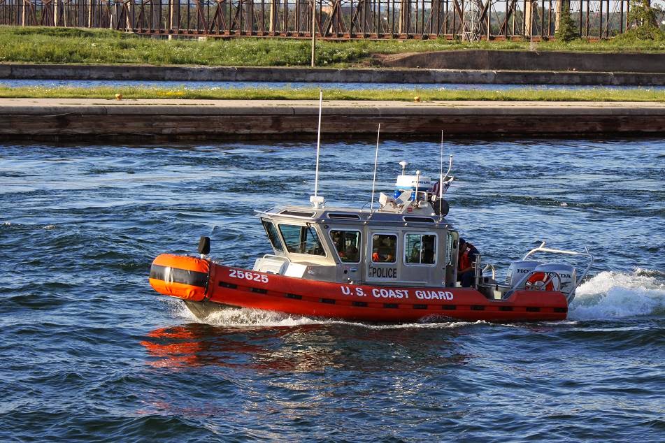 Michigan Exposures: The Great Tug Race