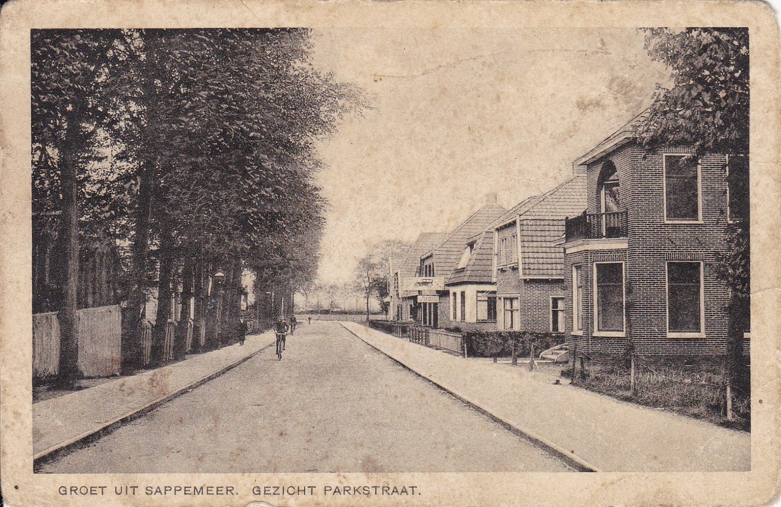 De Zolderopruimer: Ansichtkaart van de Parkstraat in Sappemeer