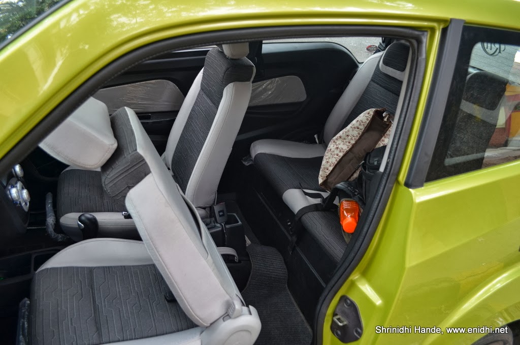 Mahindra Reva E2O electric car drive review - eNidhi India Travel Blog