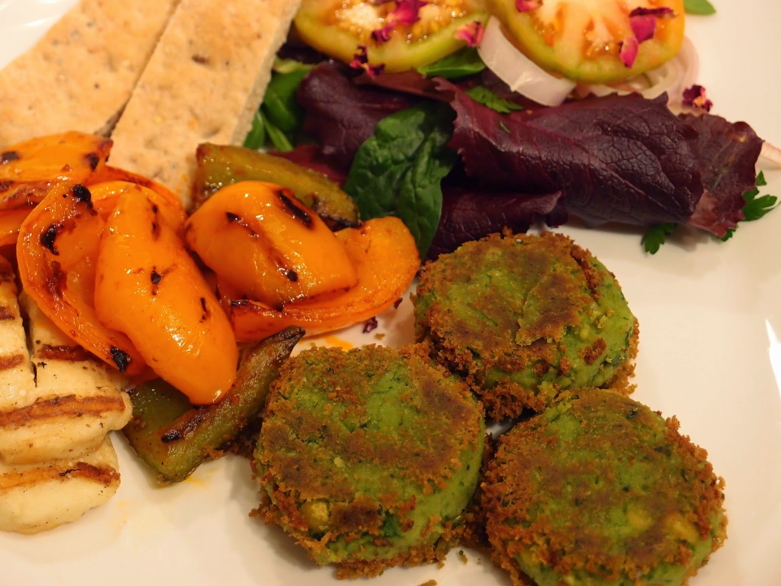 The VegHog: Falafel feast
