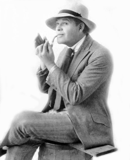 Famous Pipe Smokers: Harry McCoy