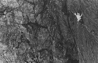 Footless Crow: April 2011