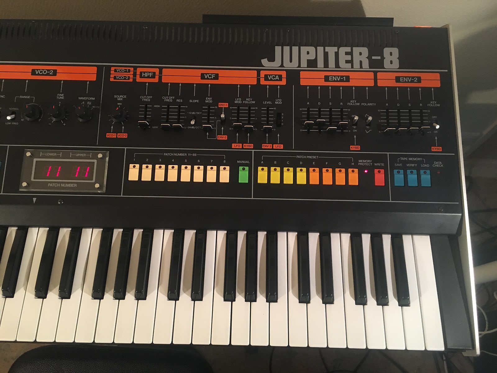 MATRIXSYNTH: Roland Jupiter-8 ( 14 bits version ) + Encore Midi SN 202269