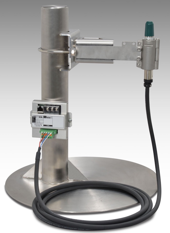 Read-out Instrumentation Signpost: Wireless gateway module for small ...