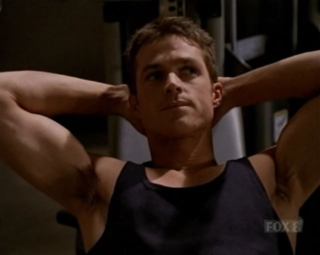 Eyecons: FRIDAY FAB 40+ ERIC CLOSE