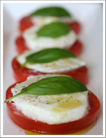 Alquimia & Cozinha: RAPIDINHA - Salada Caprese, para refrescar os dias ...