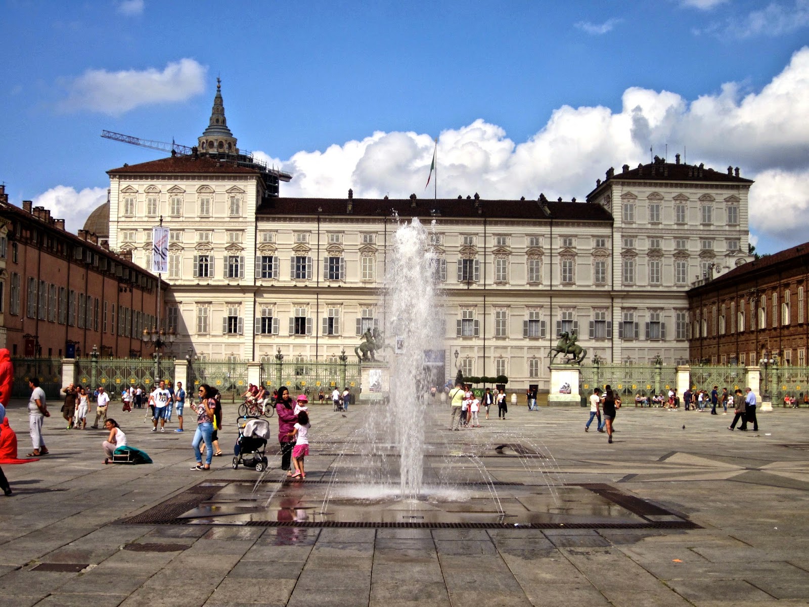 One Day In Turin - Paillettes&Champagne
