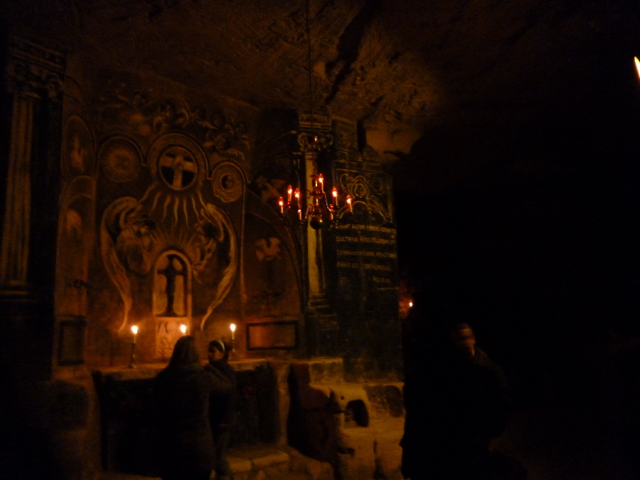 Girl in Geilenkirchen: Valkenburg Castle and Velvet Cave
