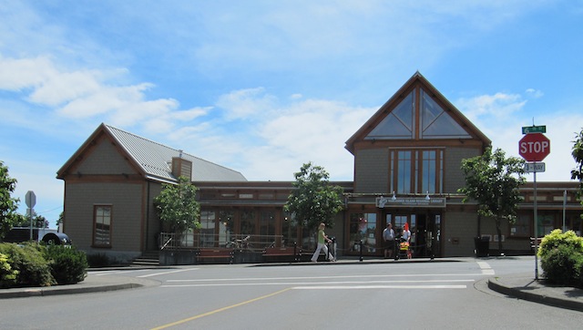 The Comox Valley - A Pictorial View: City of Courtenay, Comox Valley, BC