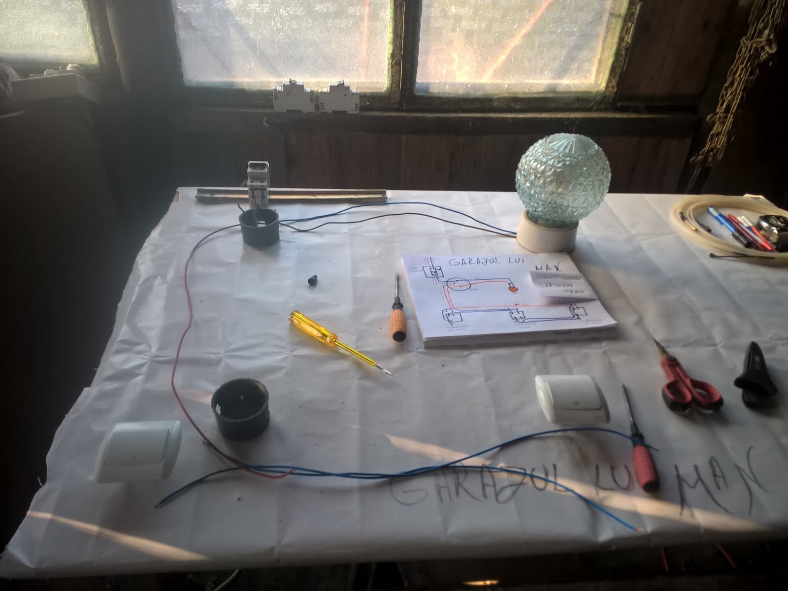 Electricitate generala: Cap scara cruce (schema circuit electric)