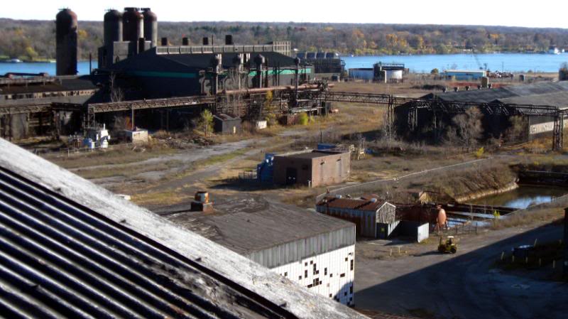 nailhed: McLouth, The Return