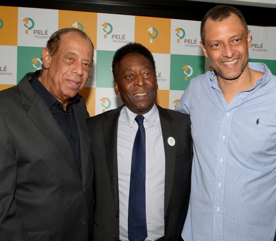 BLOG DO CLEUBER CARLOS: Morreu Carlos Alberto Torres - o Capitão do TRI BLOG DO CLEUBER CARLOS: Morreu Carlos Alberto Torres - o Capitão do TRI