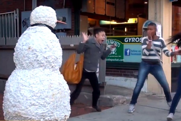 FREAKY SNOWMAN IS FREAKY...AND FUNNY ~ Popthomology