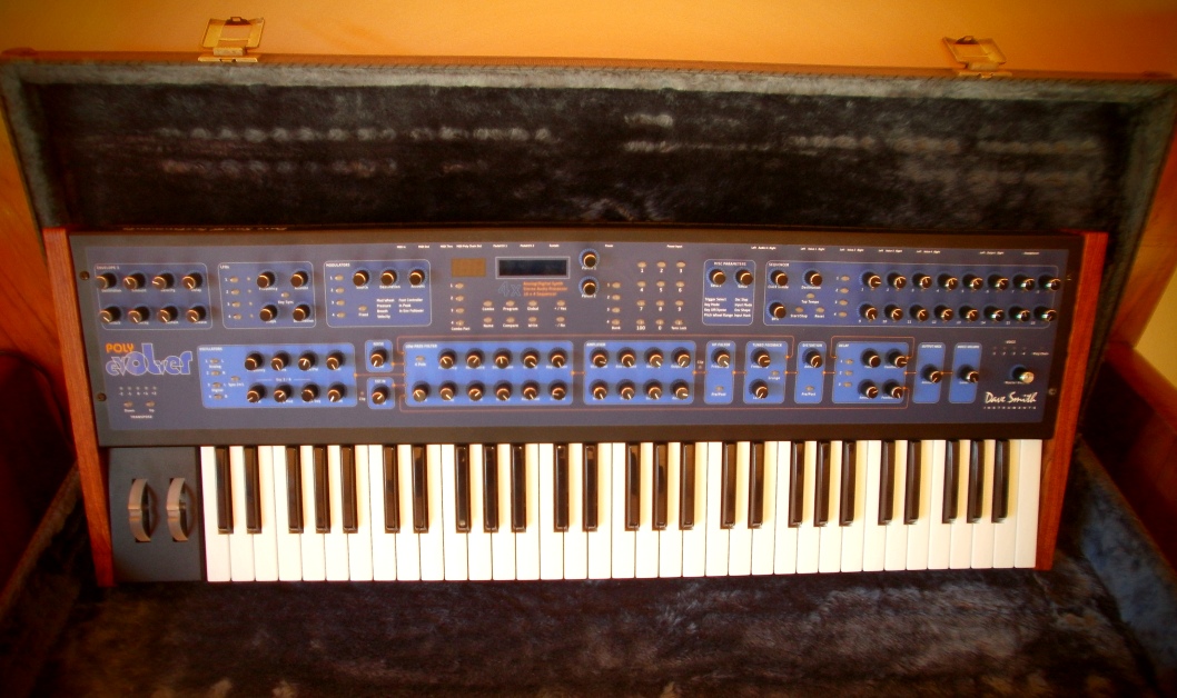Voodoo Kramer: DAVE SMITH INSTRUMENTS SYNTH DSI POLY EVOLVER EDIZIONE ...