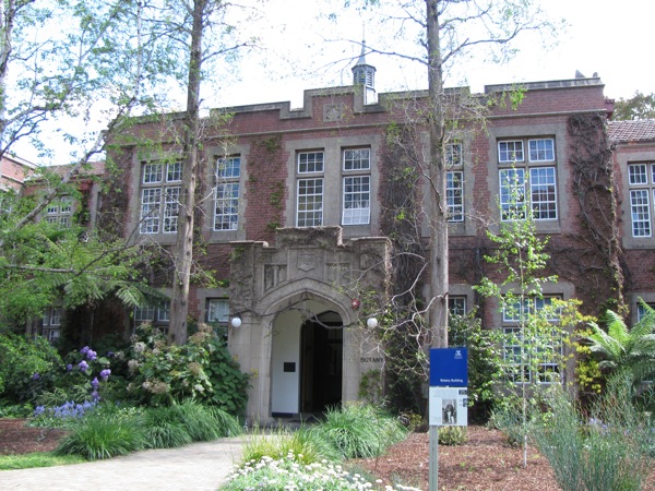 Green Gourmet Giraffe: The University of Melbourne - historic buildings ...