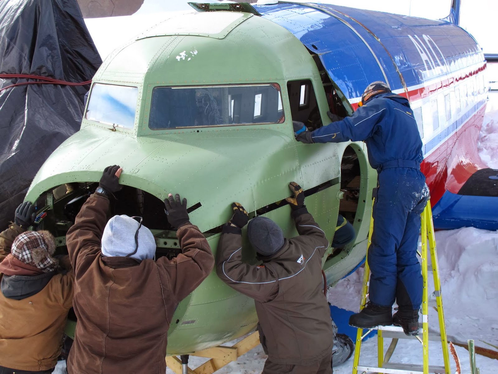DC3 rescue from Antarctica - Backcountry Pilot