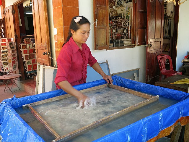 Papercrafts in Lao: Ban Xang Khong, Luang Prabang - Tiggerbird's Travels