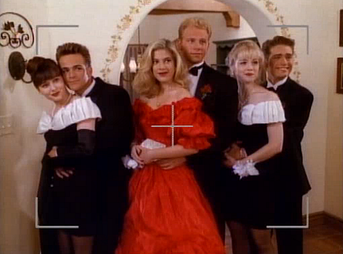 Evolution Revolution: Flashback Friday: 90210 Who Wore It Better?