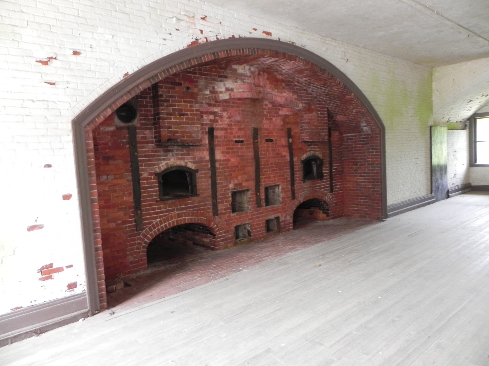 All Not So Quiet Along the Potomac: A Visit to Fort Warren in Boston Harbor