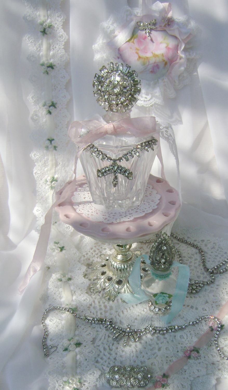 Le Chic Bakery Boutique: Vintage Perfume Bottles