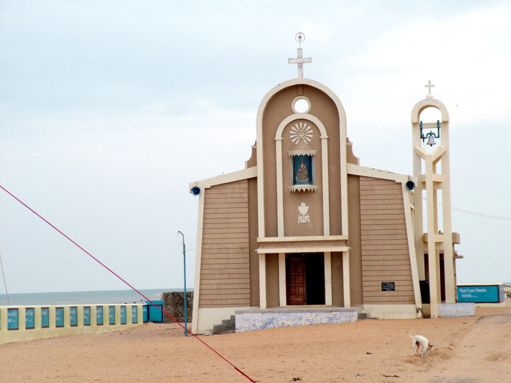 Tamilnadu Tourism: Velankanni Matha Church, Uvari, Thirunelveli