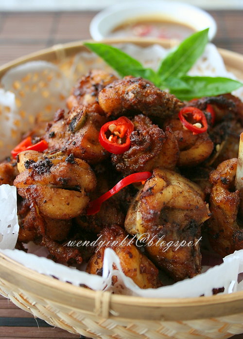 Table for 2.... or more: Inche Kabin (Nonya Fried Chicken) - Penang MFF #3