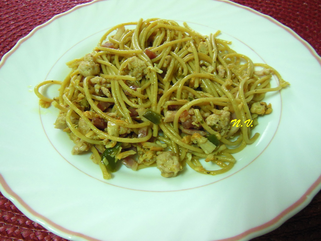 LA COCINA DE NATIBEL: ESPAGUETIS ... FACILES Y "SABROSITOS"...