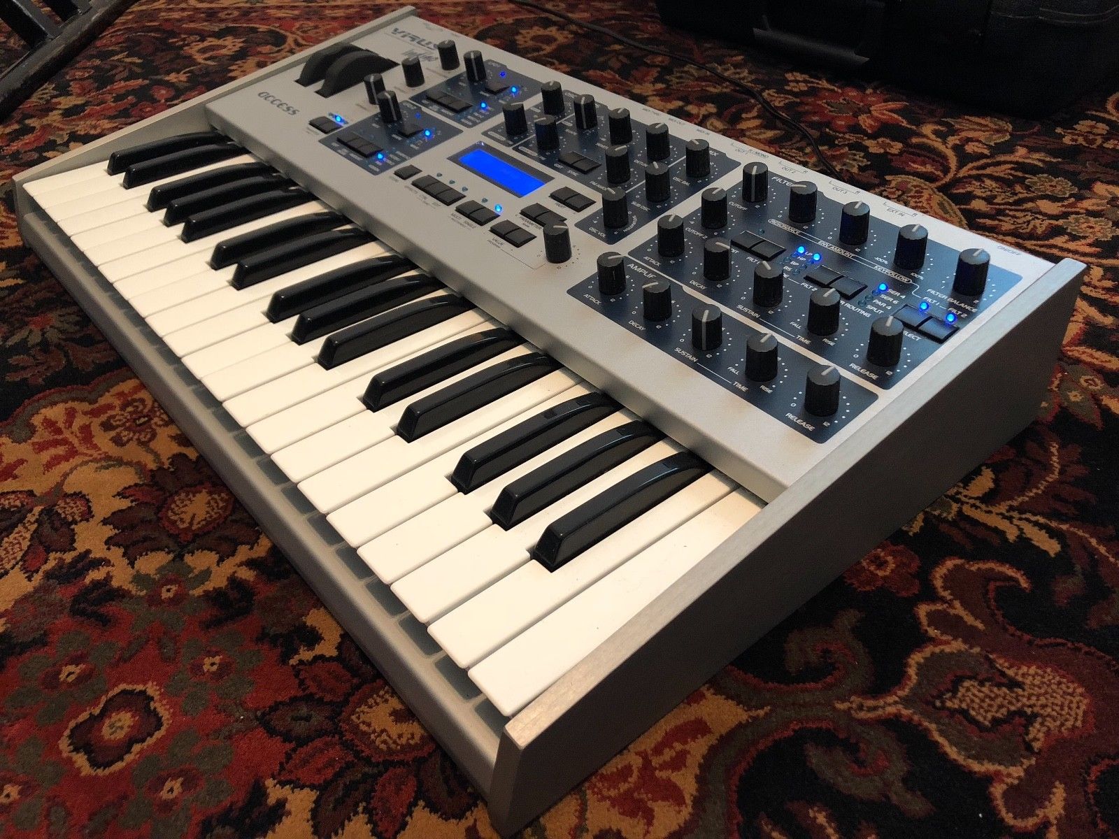 MATRIXSYNTH: Access Virus Indigo Analog Modelling Synthesizer SN G10000653