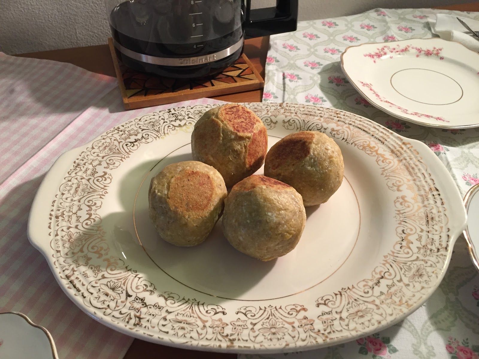 RECETAS VIRTUALES, SABORES REALES, COMIDA ECUATORIANA: Bolón de Verde