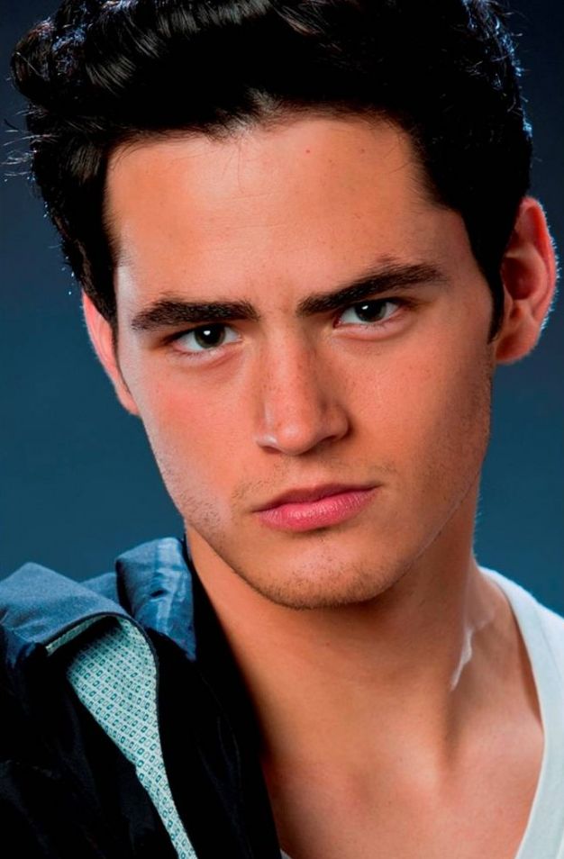 actors&actresseslatin: Martín Barba