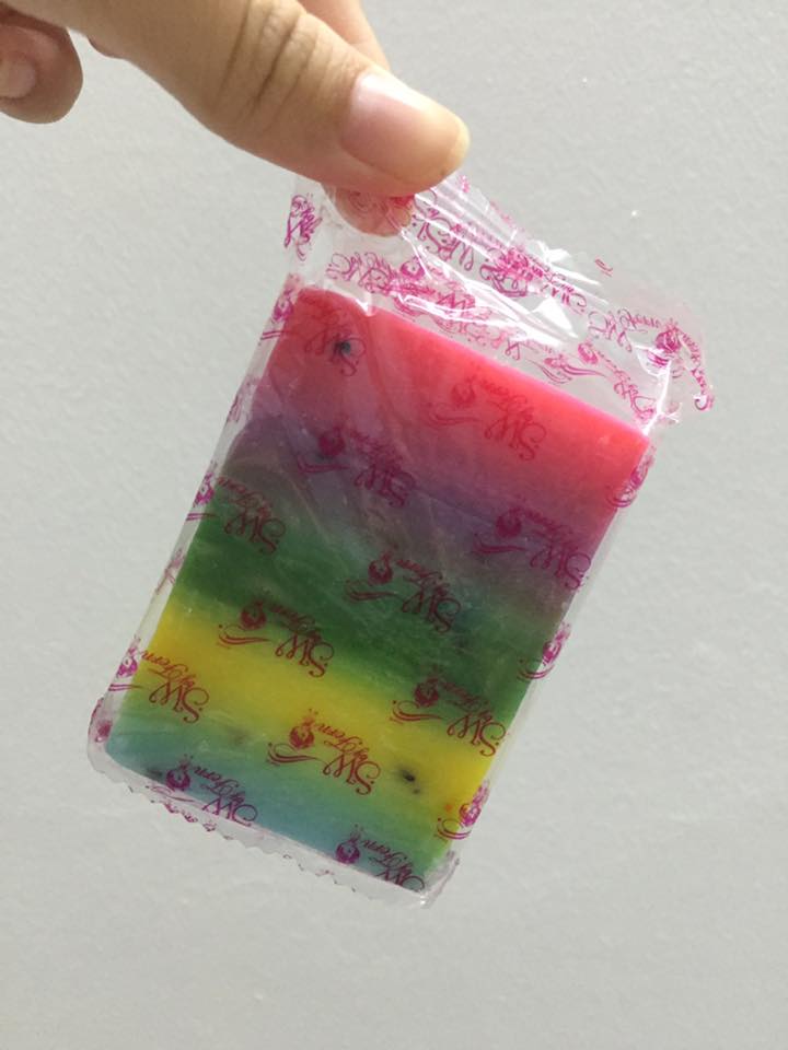REVIEW : THAILAND OMO WHITE PLUS RAINBOW SOAP - 彤话故事