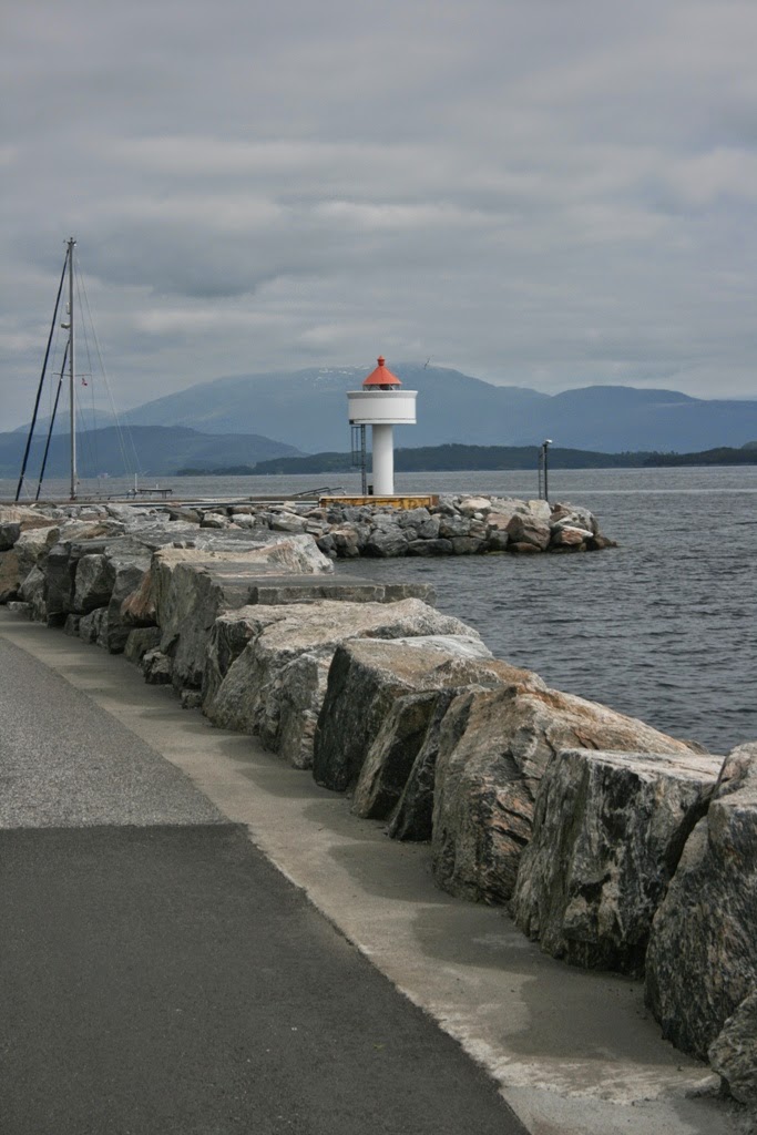 Wyzle on the Road: MOLDE TRIP