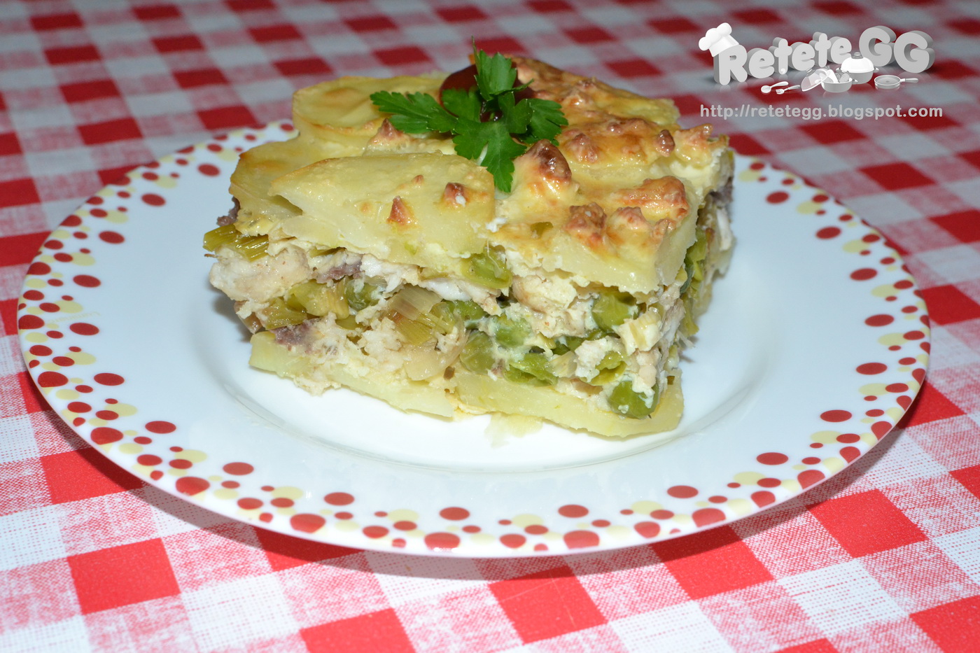 Retete gustoase si garnisite: Musaca de peste cu praz