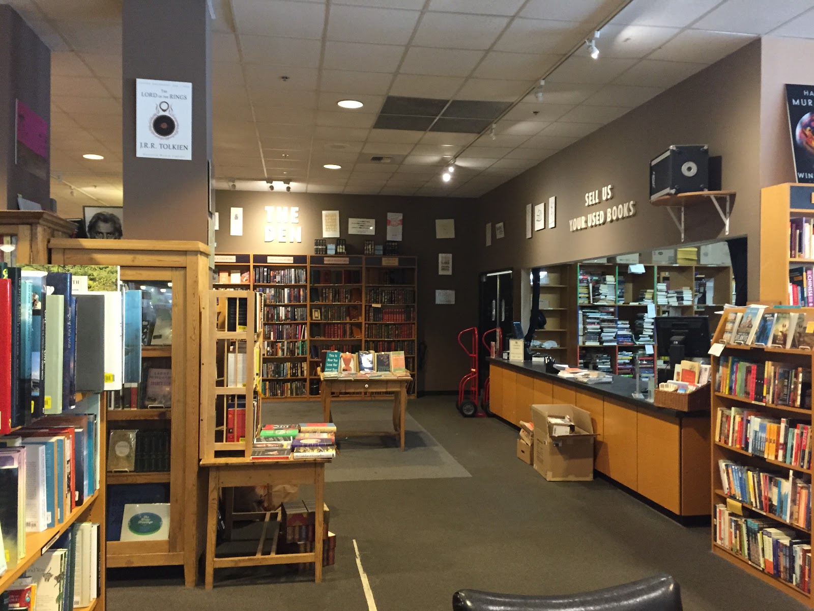 Destination Libraries: Library Profile (plus a bookstore) - Lake Forest ...