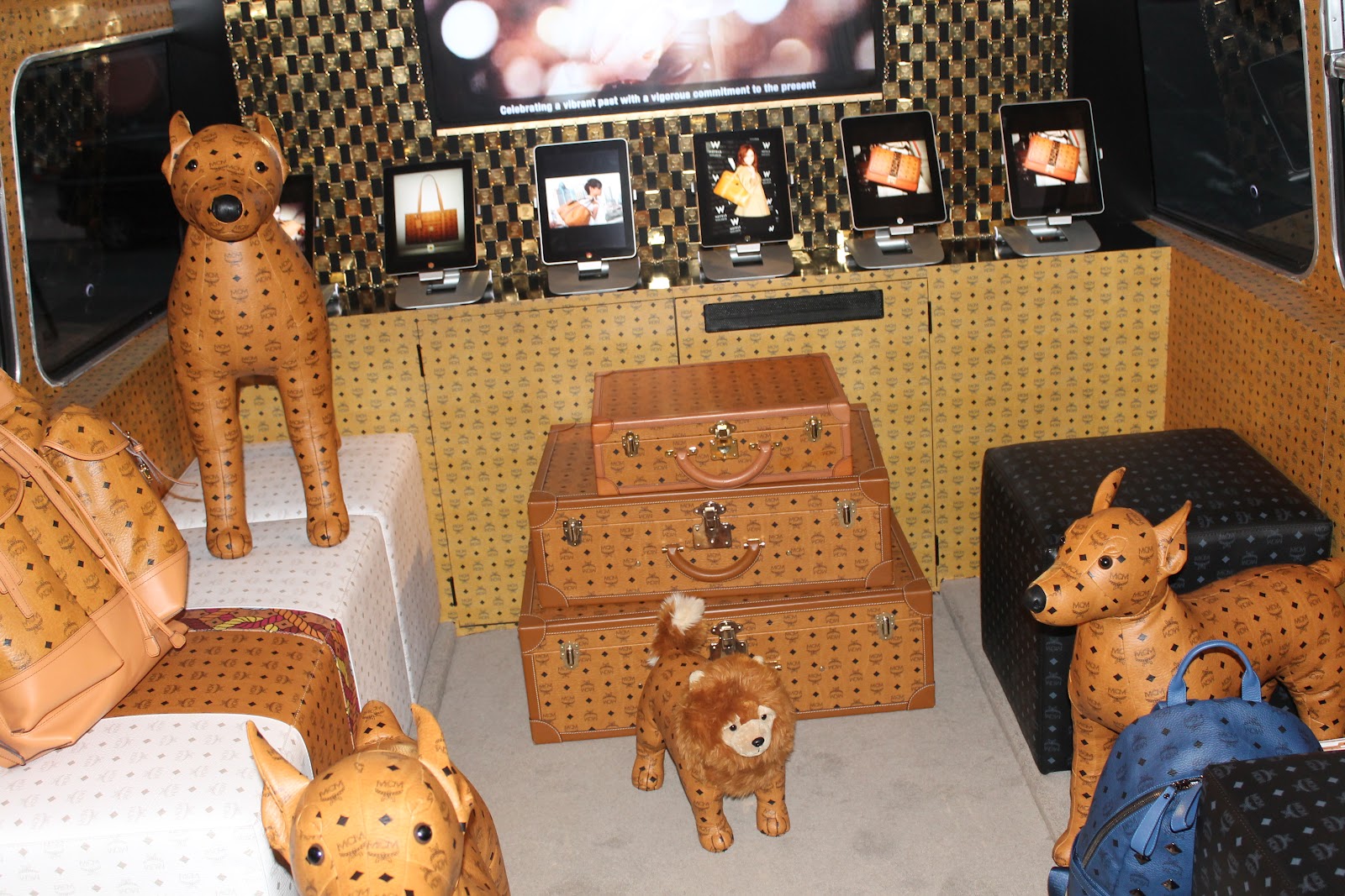 ClothesAreForLosers: MCM Event