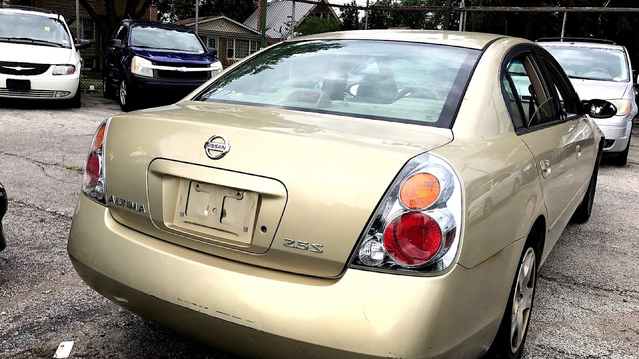 Gold Nissan Altima - Gold Choices