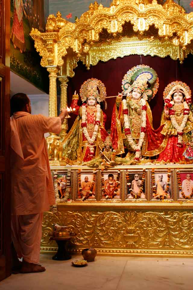 Hari Katha: Los Tesoros de Srila Gurudeva