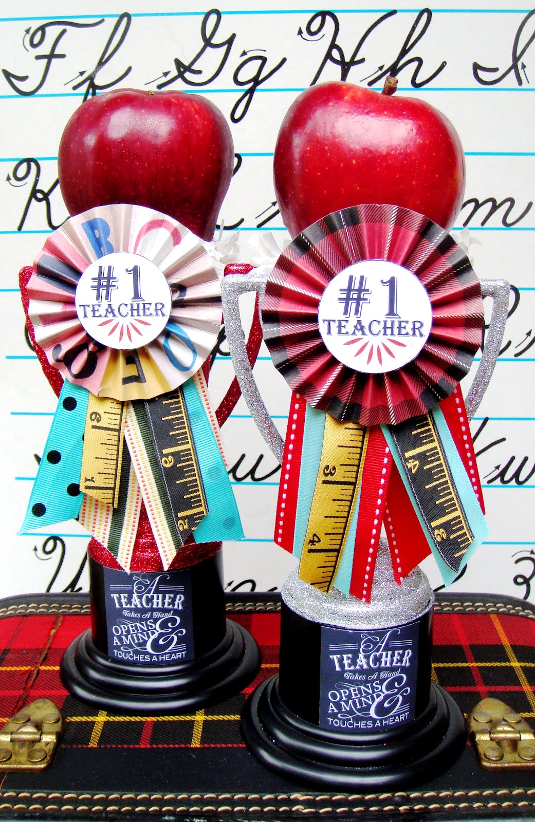 Curly Q Mosaics: Teacher Appreciation Trophies!