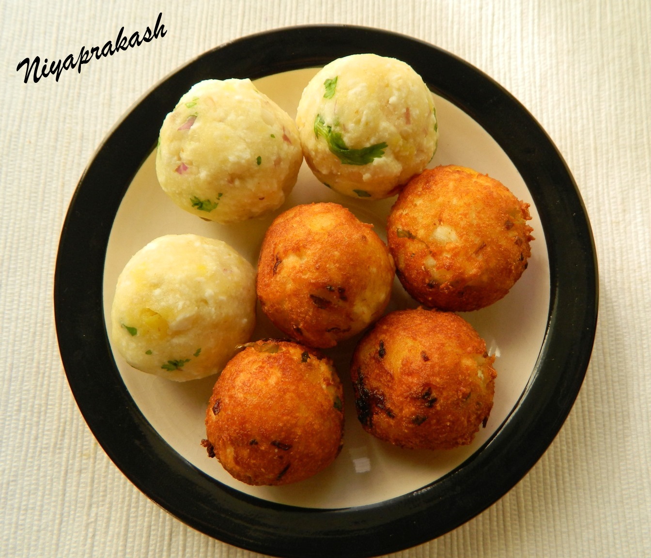 Niya's World: Paneer (Cottage Cheese) Kofta Curry