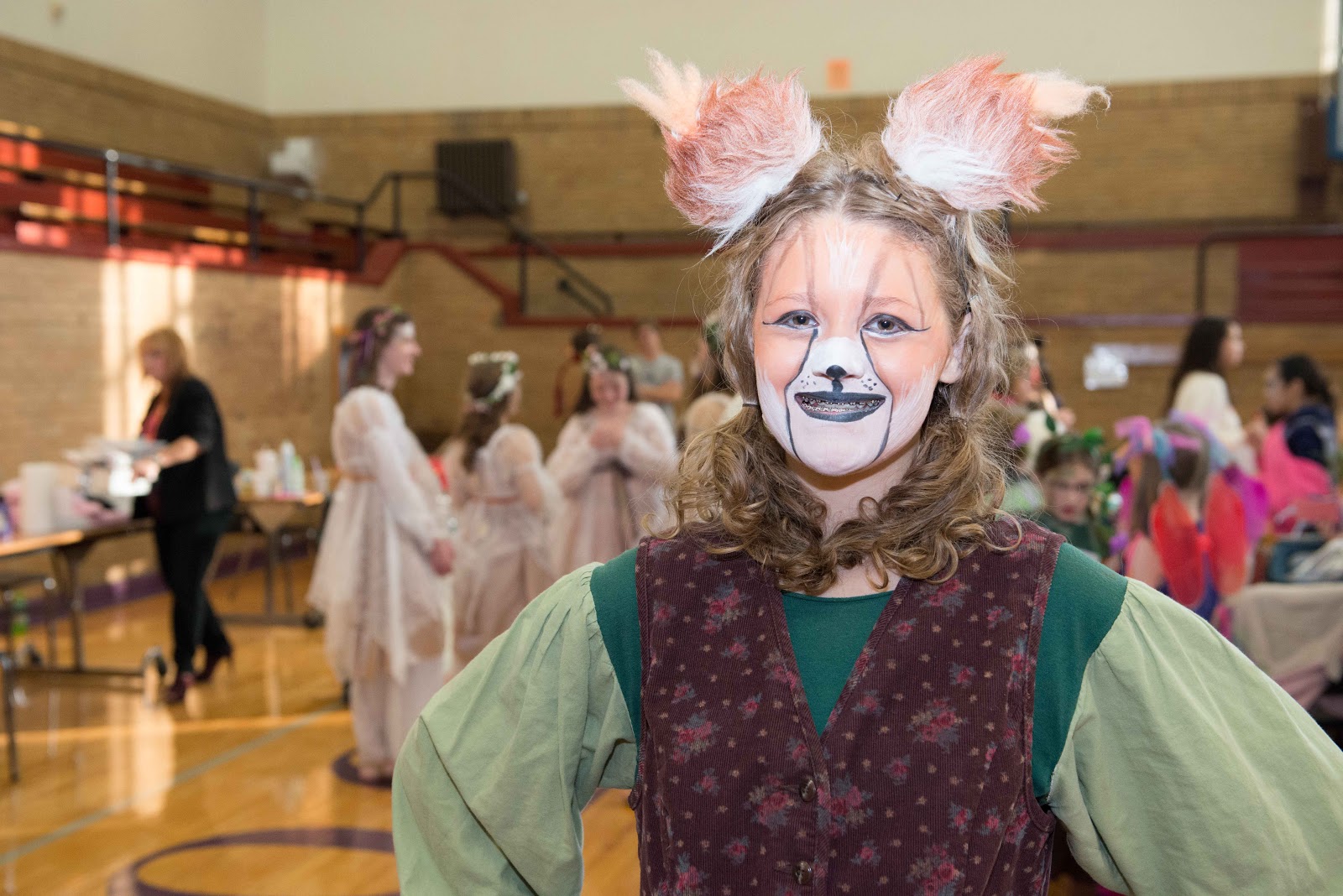 At A Hen's Pace: Narnia Makeup--Behind the Scenes