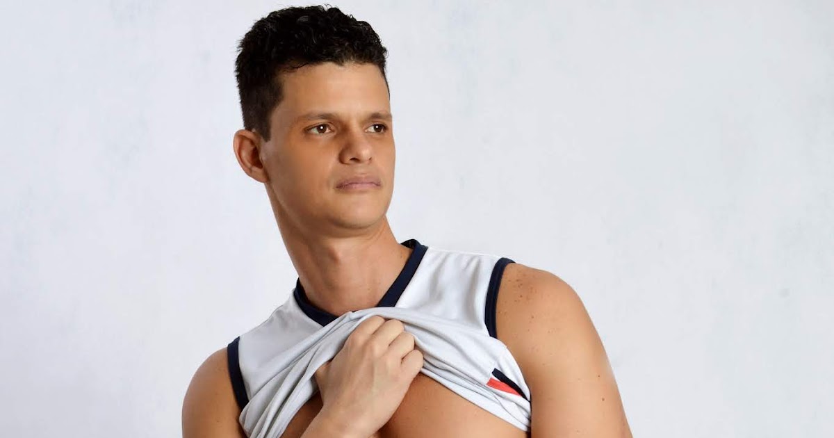 MODELO RENAN MELO: ENSAIO FOTOGRÁFICO MODELO RENAN MELO BY WANDA AZEVEDO