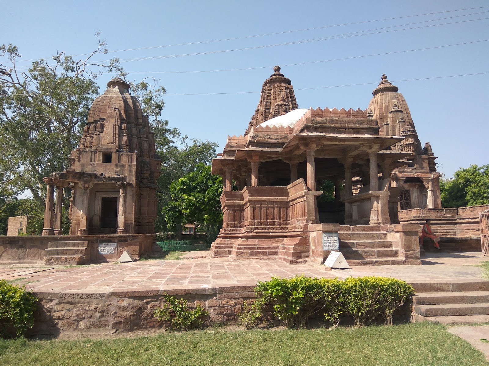 The Pink Lush : The Unplanned Visit- Mandore Gardens