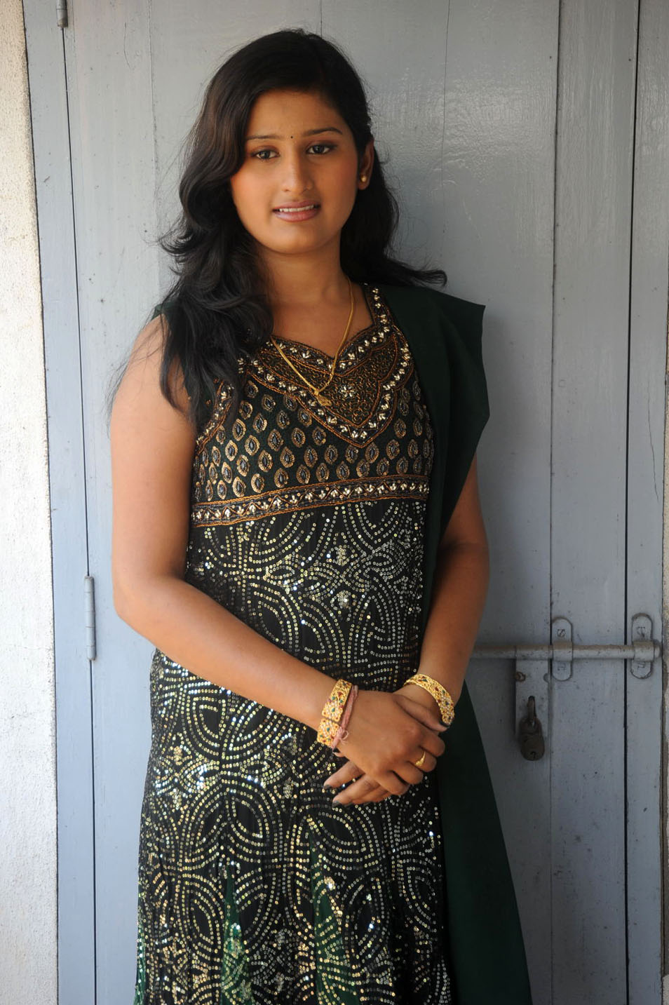 telugu cinema wallpapers: Actress Bharathi Stills Gallery