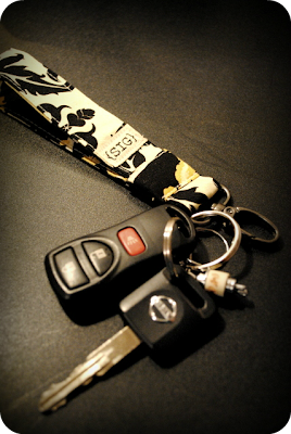 SIGnature Creations: {SIG} Key Fob Tutorial