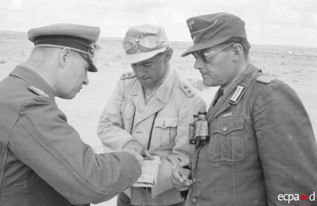NAZI JERMAN: Foto Erwin Rommel Sebagai Panglima Afrikakorps
