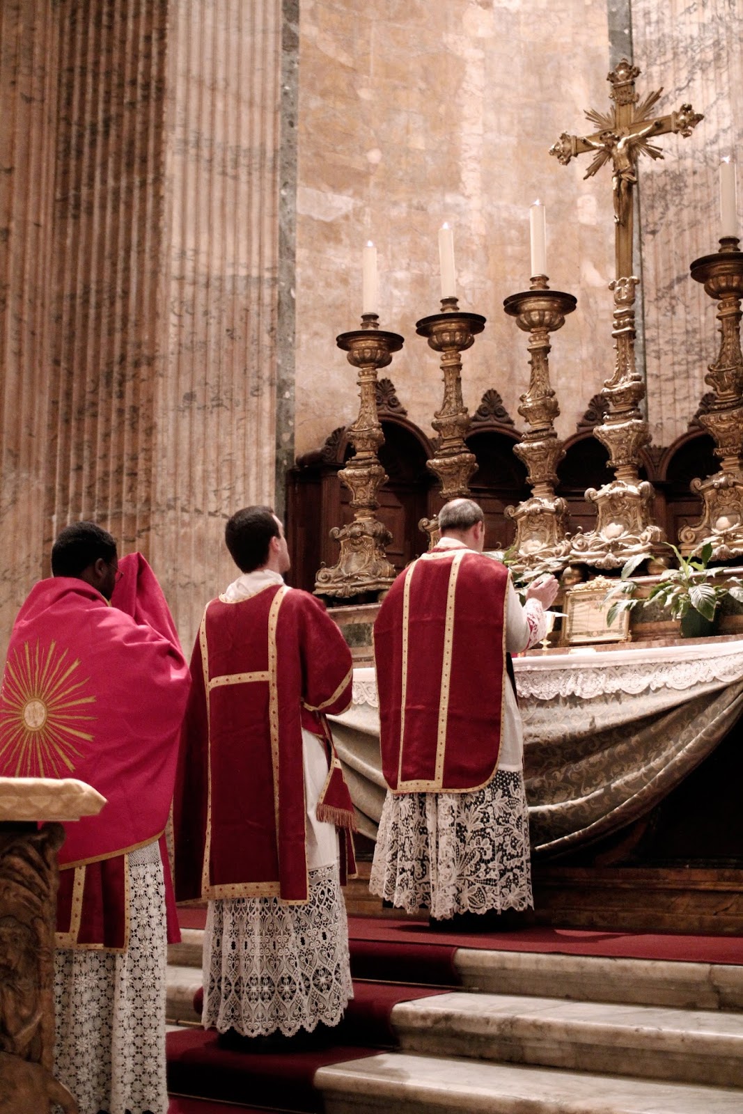 New Liturgical Movement: Solemn Mass for Vocations Celebrated in the ...